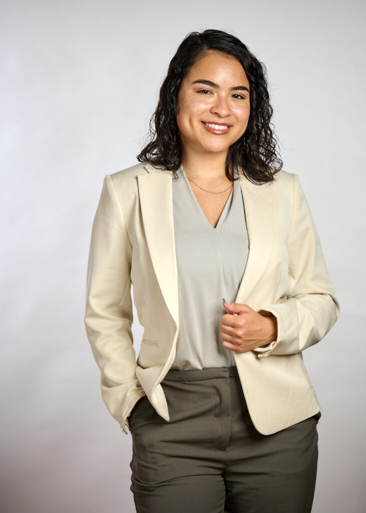 Meet Lorena Castillo| J. Molina Law Firm